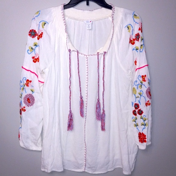 intro. | Tops | Boho Embroidered Blouse | Poshmark